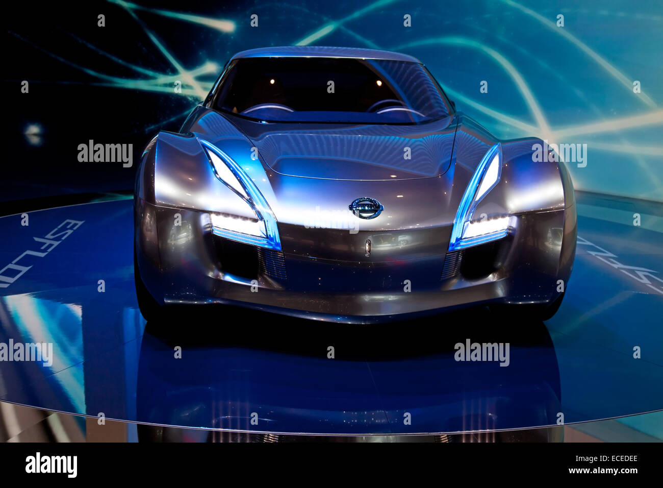Nissan gallery hi-res stock photography and images - Alamy