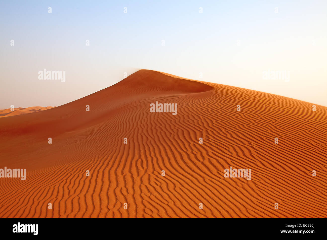 Red sand "Arabian desert" near Dubai, United Arab Emirates Stock Photo ...