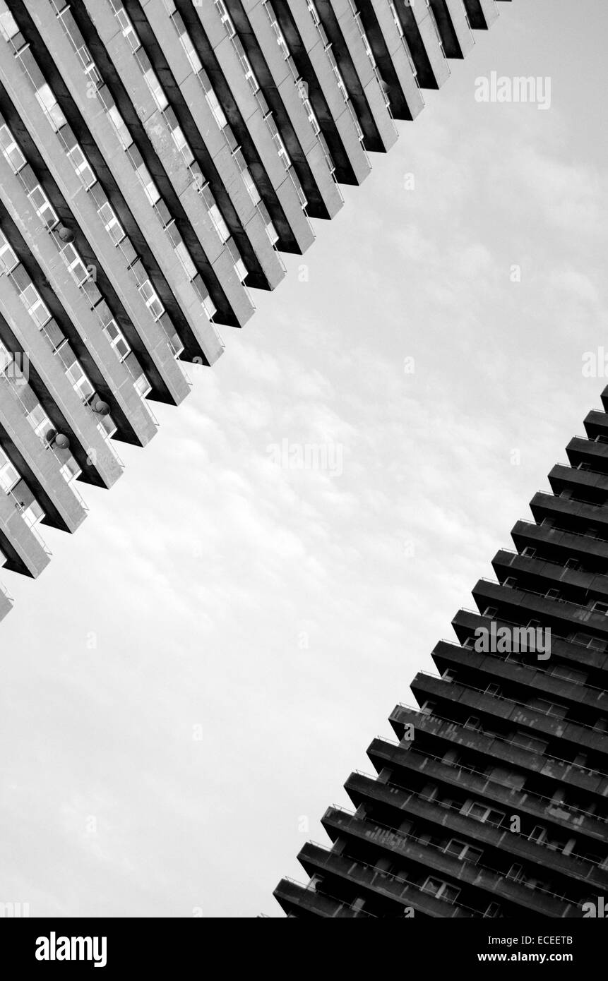 Twin high rise flats on the Gallowgate in Glasgow, Scotland Stock Photo ...