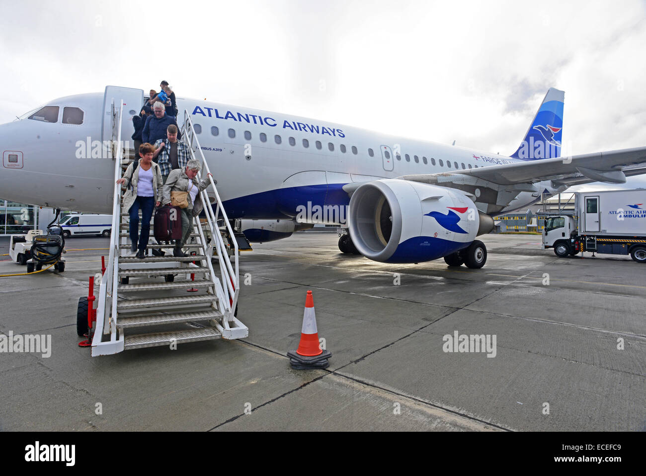Atlantic Airways flight lands in The Faroe Islands Stock Photo - Alamy