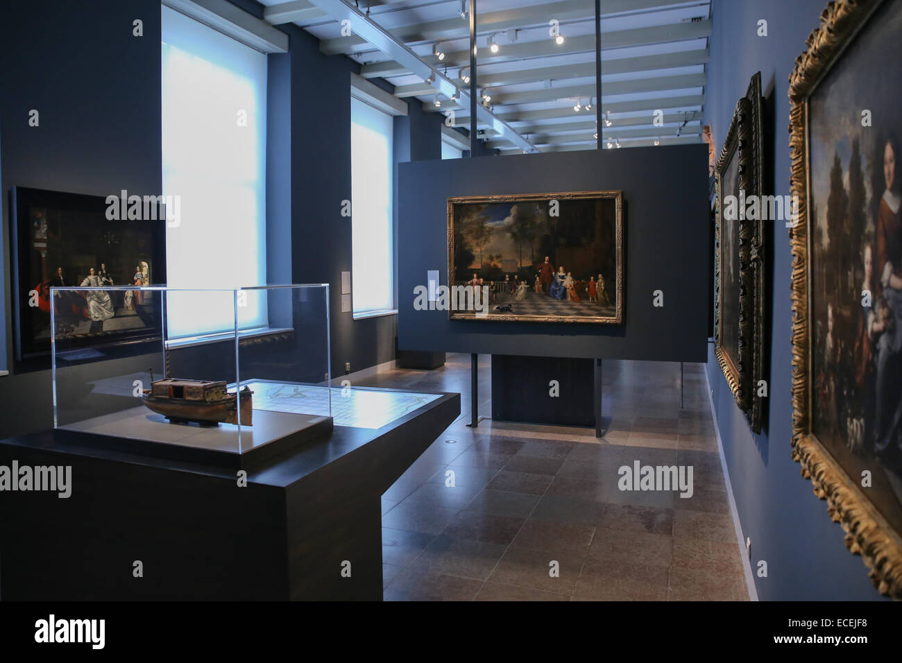 Inside painting hi-res stock photography and images - Alamy