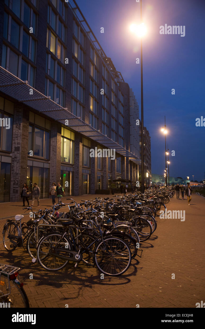 Amsterdam Bike Rack Stock Photos & Amsterdam Bike Rack Stock Images - Alamy