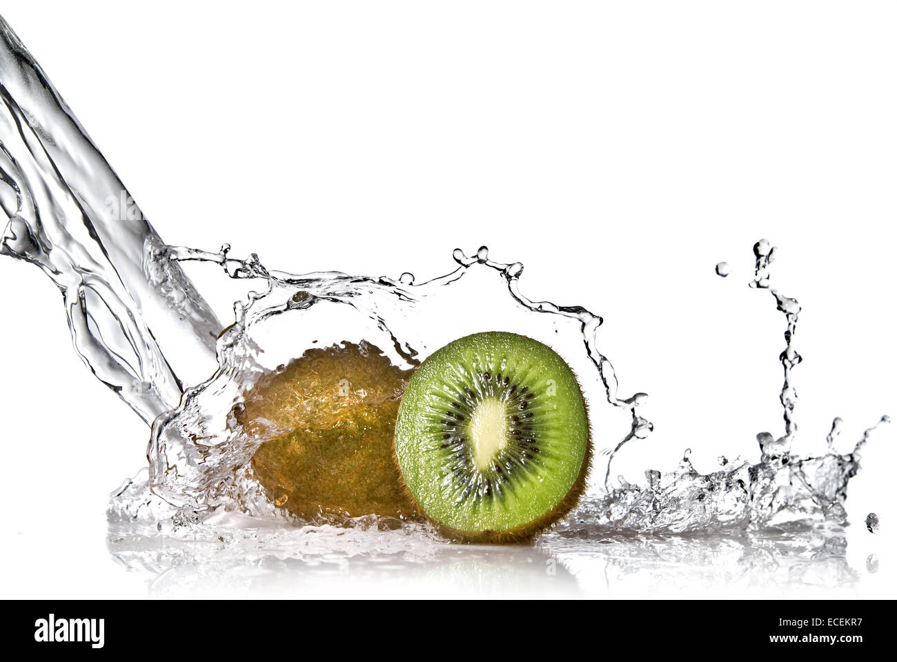 Water splash on kiwi isolated on white Stock Photo - Alamy