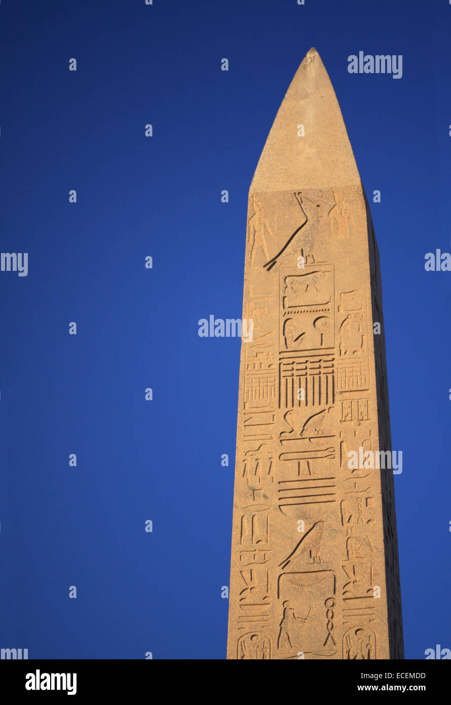 Obelisk egypt hi-res stock photography and images - Alamy