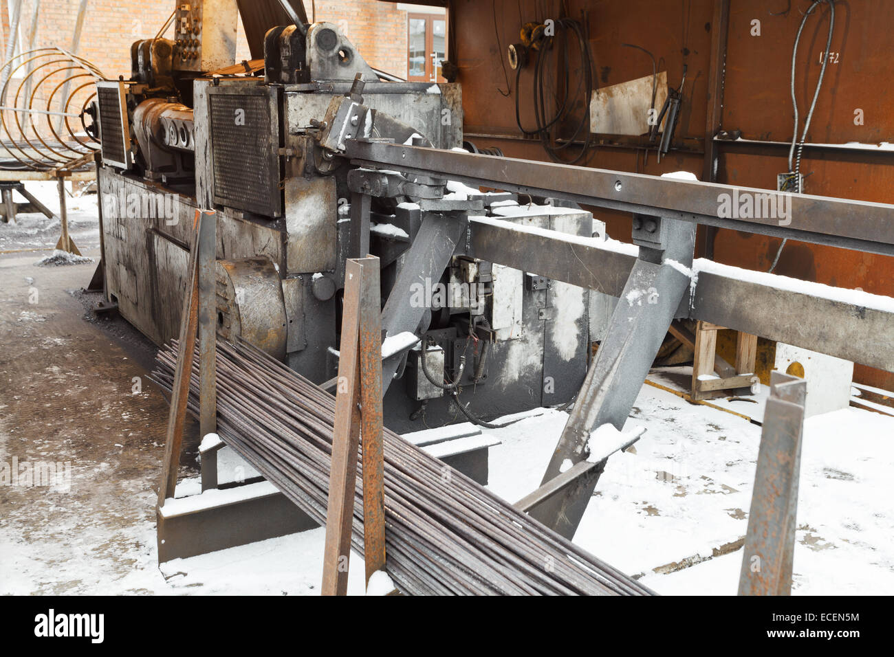 Rebar bending hi-res stock photography and images - Alamy