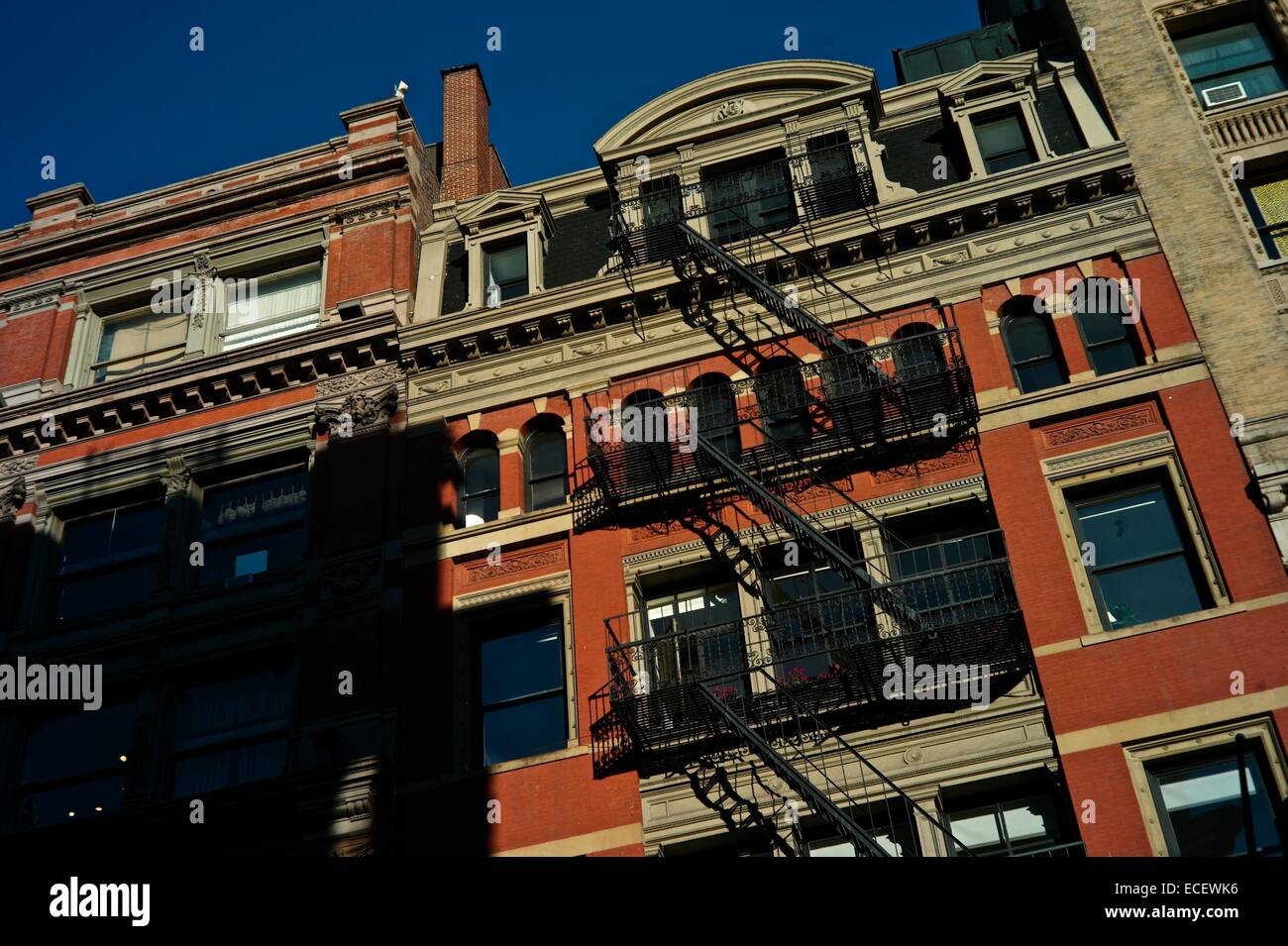 Building around Union Square in New York Stock Photo - Alamy
