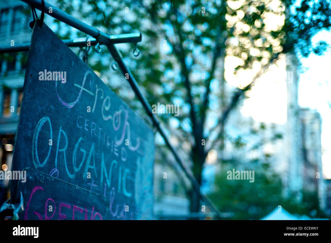 Certified organic farm sign hi-res stock photography and images - Alamy