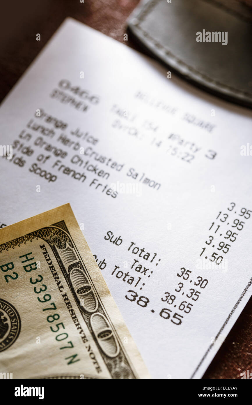 Paper cheque hi-res stock photography and images - Alamy