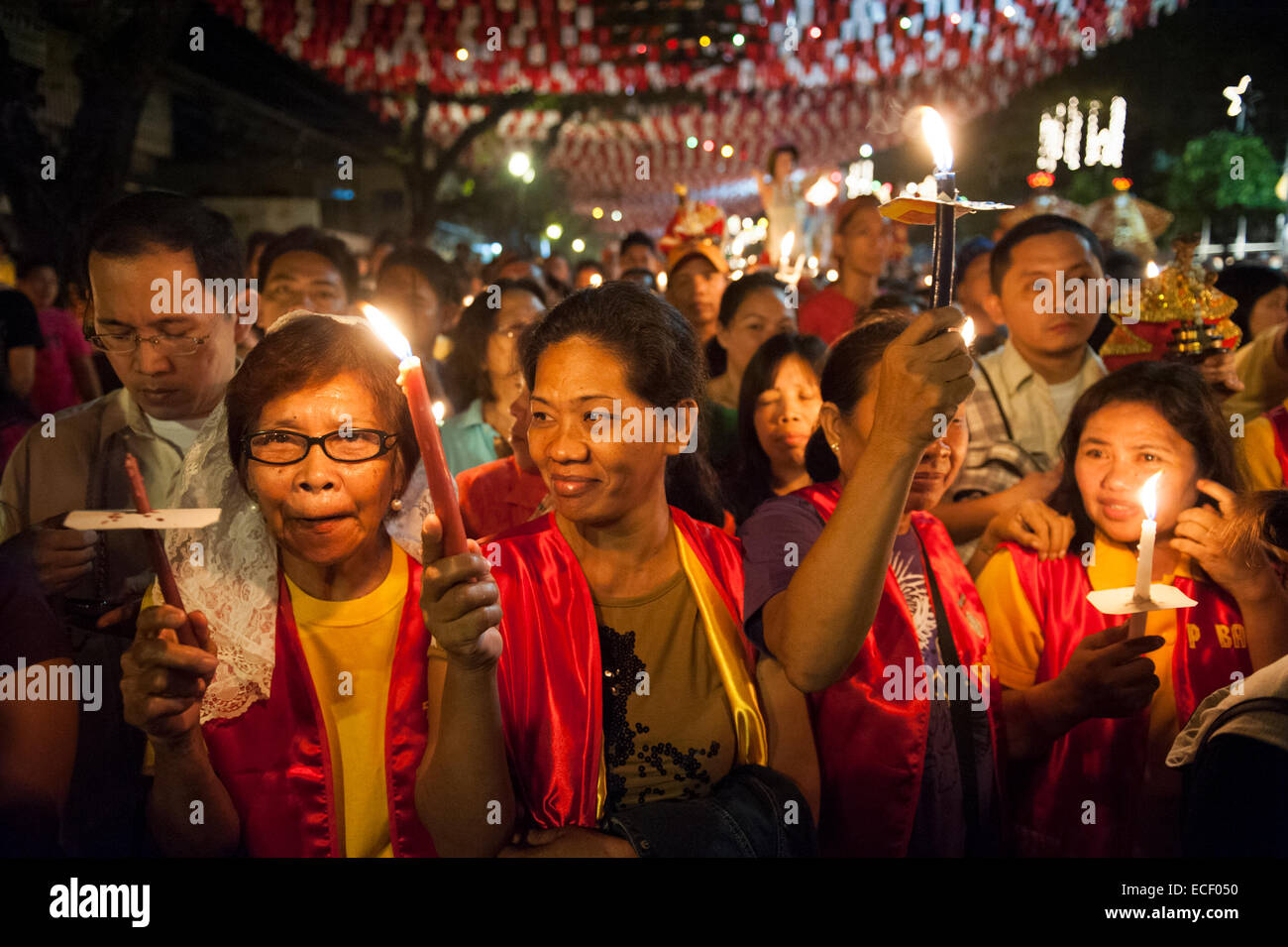 Sinulog candle light procession Stock Photo - Alamy