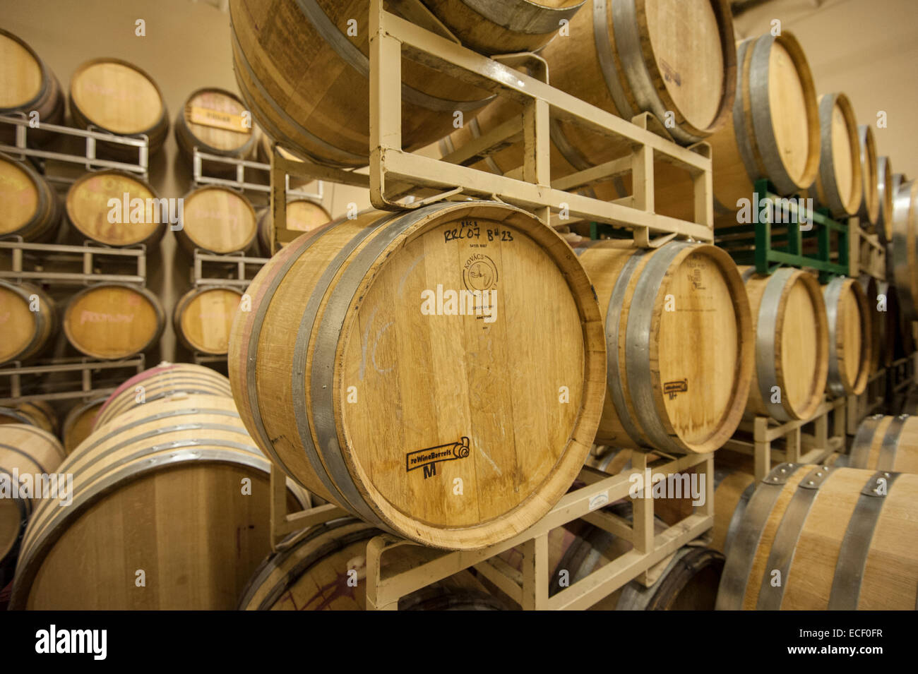 Distill hi-res stock photography and images - Alamy