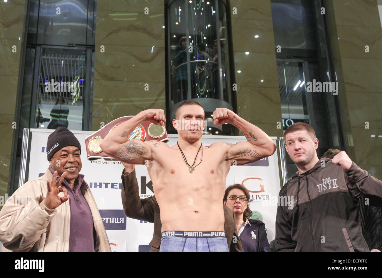 Oleksandr usyk boxing champion hi-res stock photography and images - Alamy