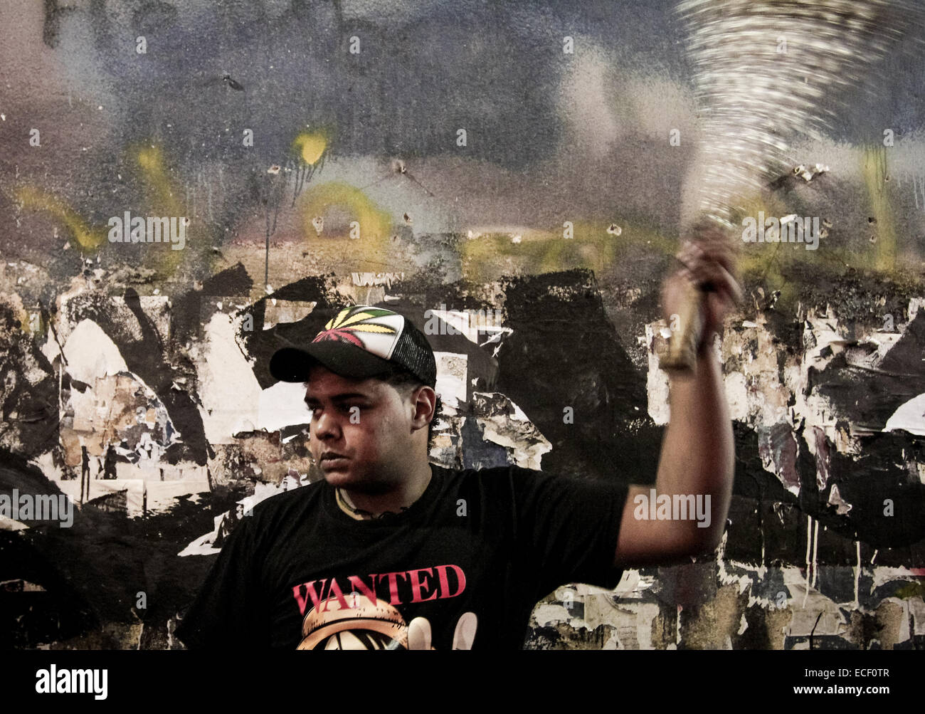 Male Shia Muslims take part in ceremonial chest beating parade as a ...