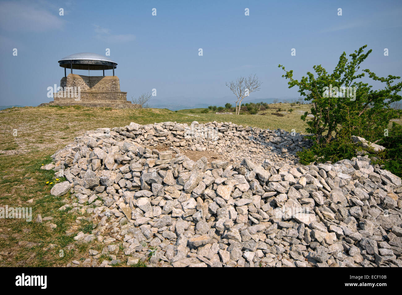 The shelter at Scout Scar in the Lake District National Park, Cumbria ...