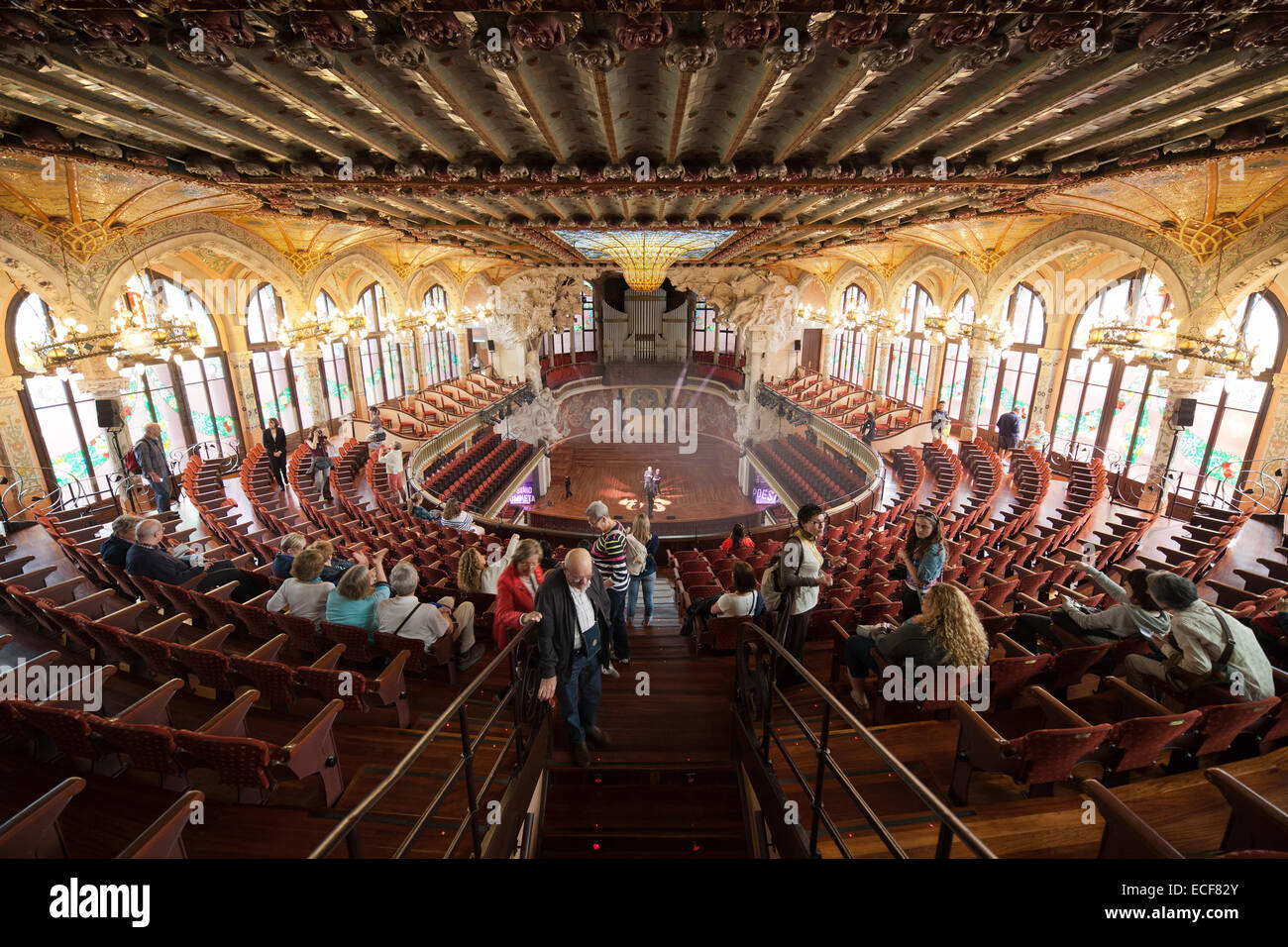 Palau de la Musica Catalana (Palace of Catalan Music) interior ...