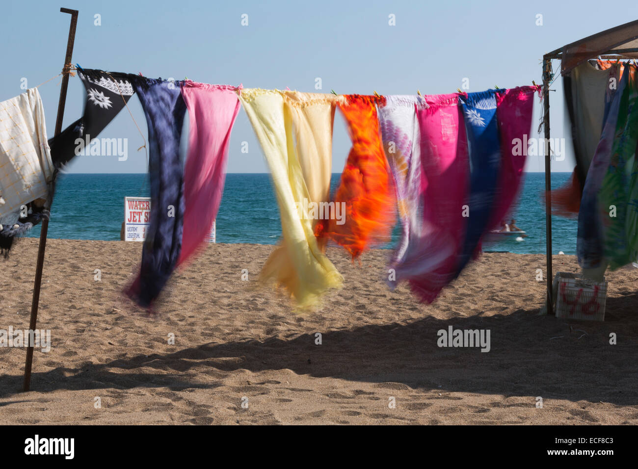 Clothes in the wind hi-res stock photography and images - Alamy