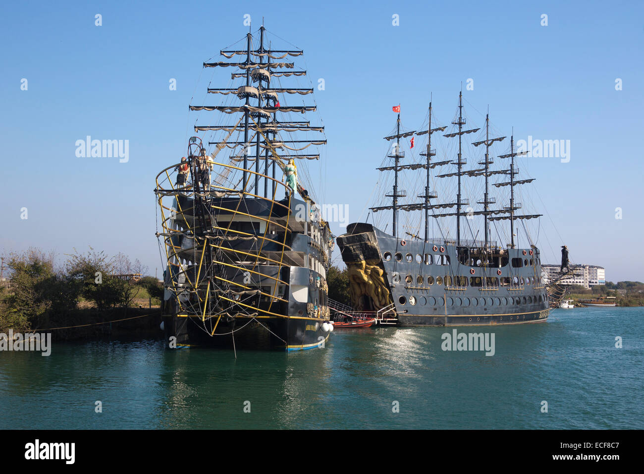Fake pirate ships on the Manavgat River Stock Photo - Alamy