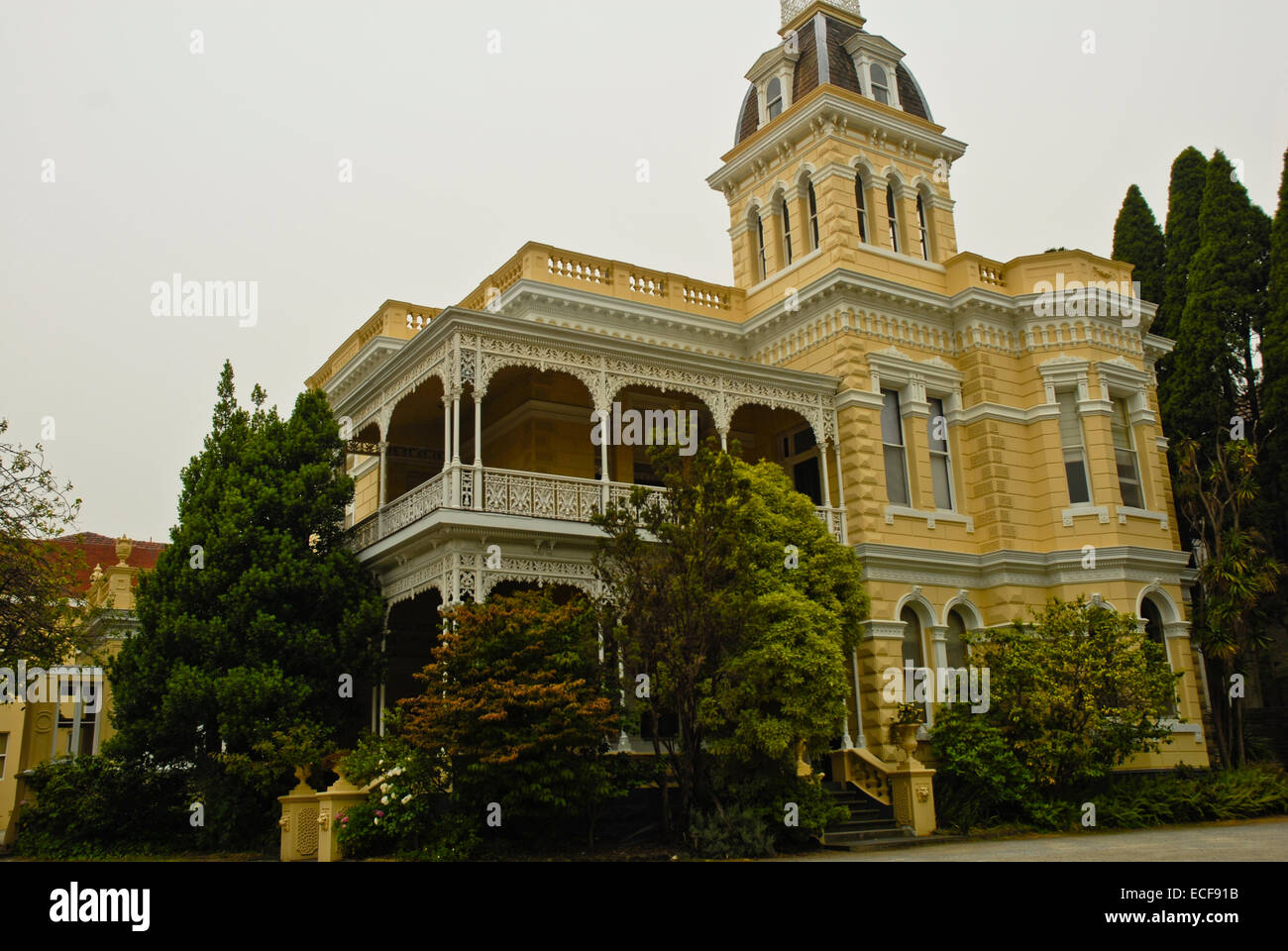 Melbourne Architecture,Victorian Villas,French intricate wrought Iron ...