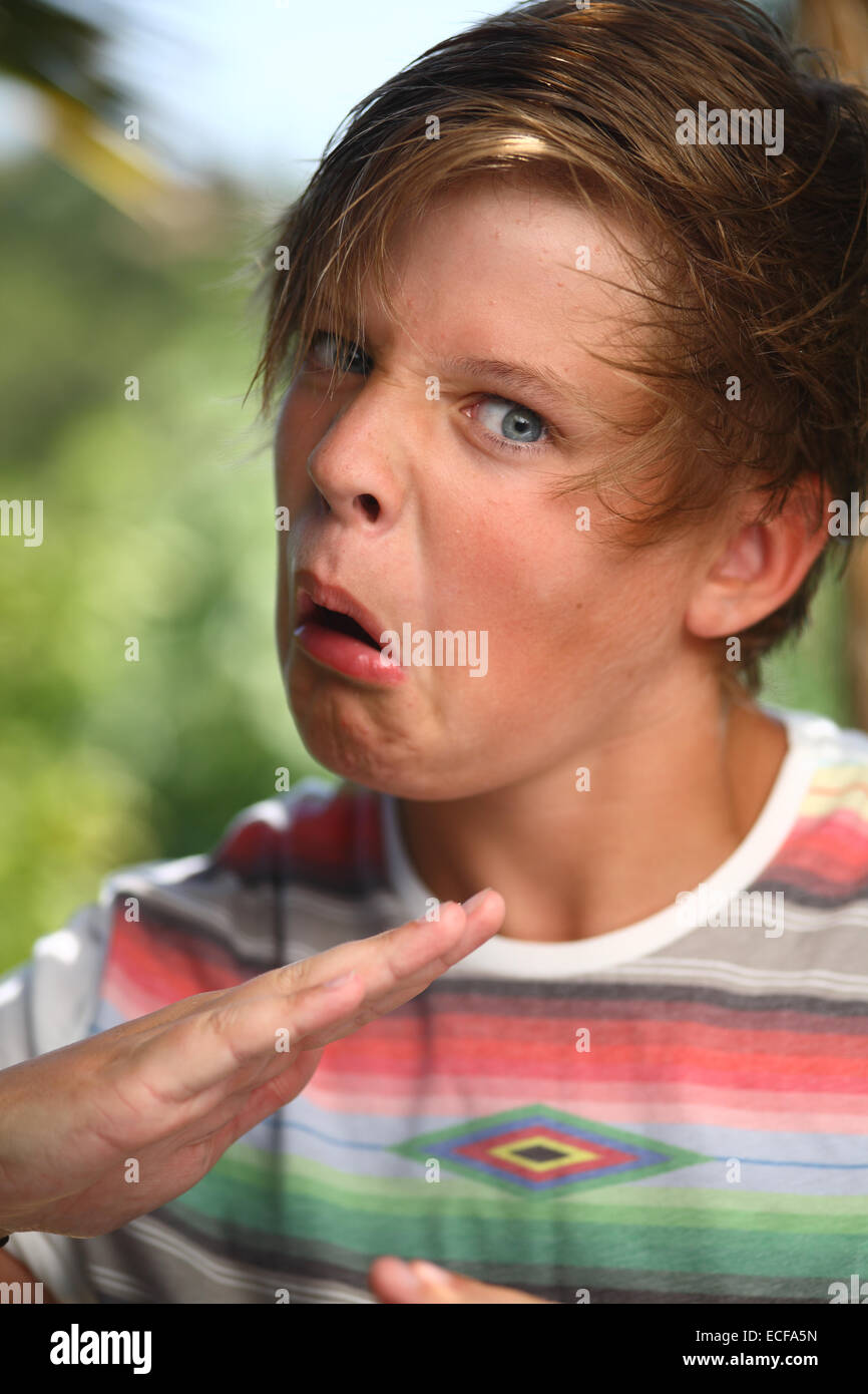 Pulling faces hi-res stock photography and images - Alamy