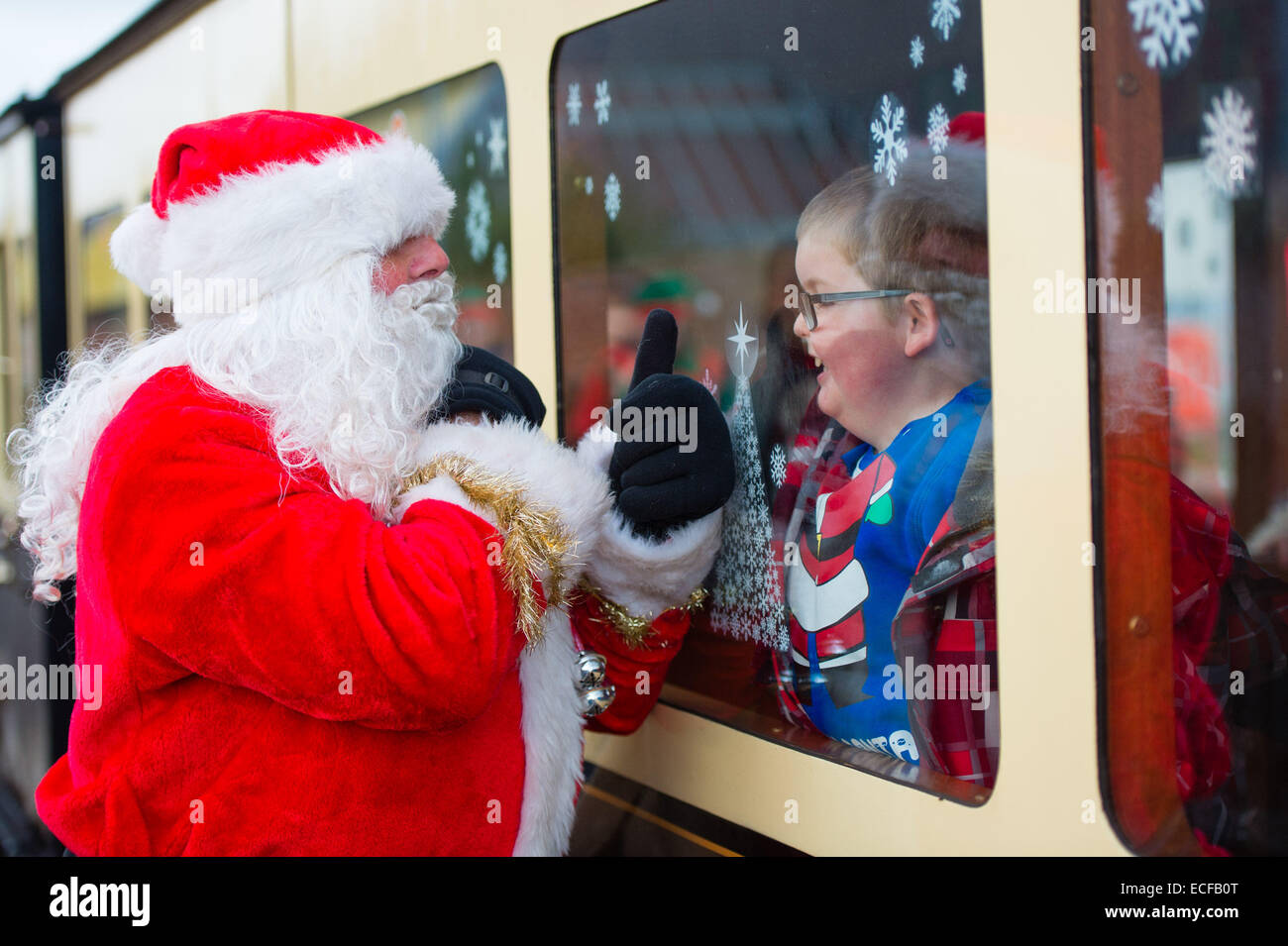 Santa specials uk hi-res stock photography and images - Alamy