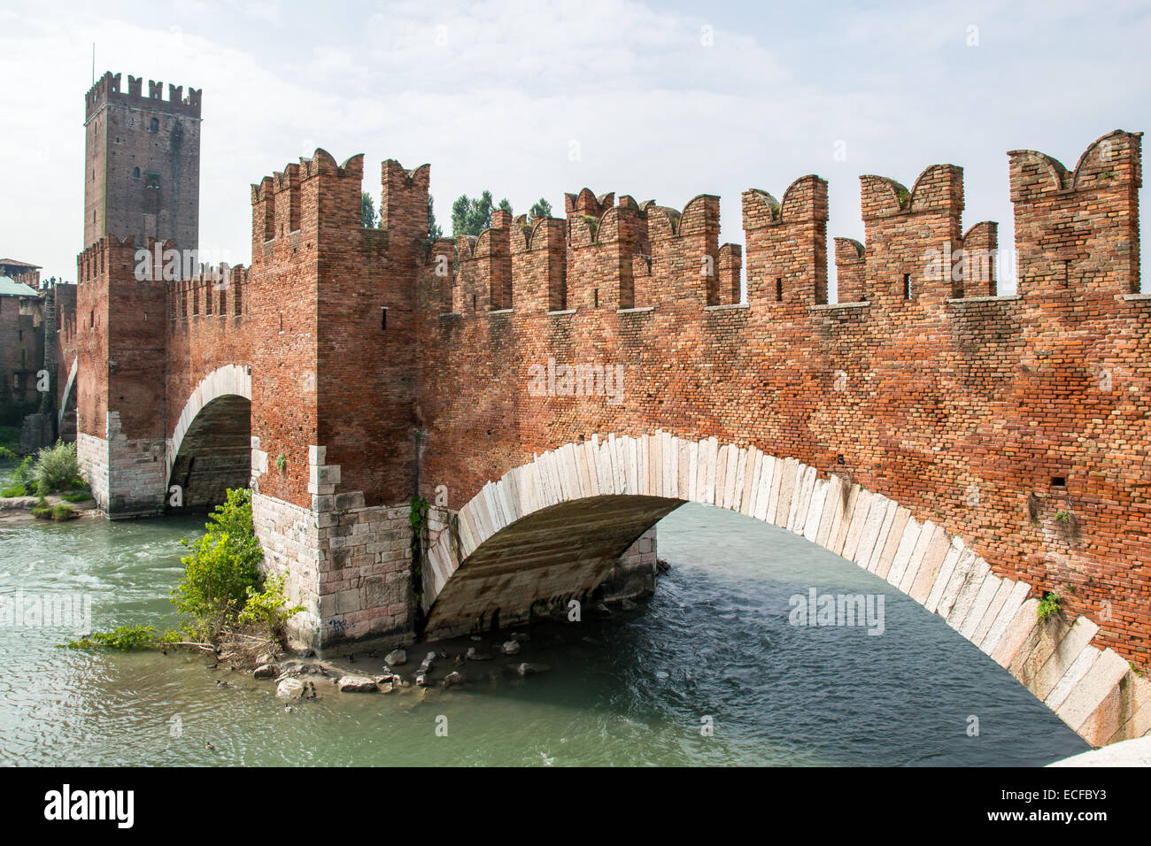 Old bridge Verona Italy Stock Photo - Alamy