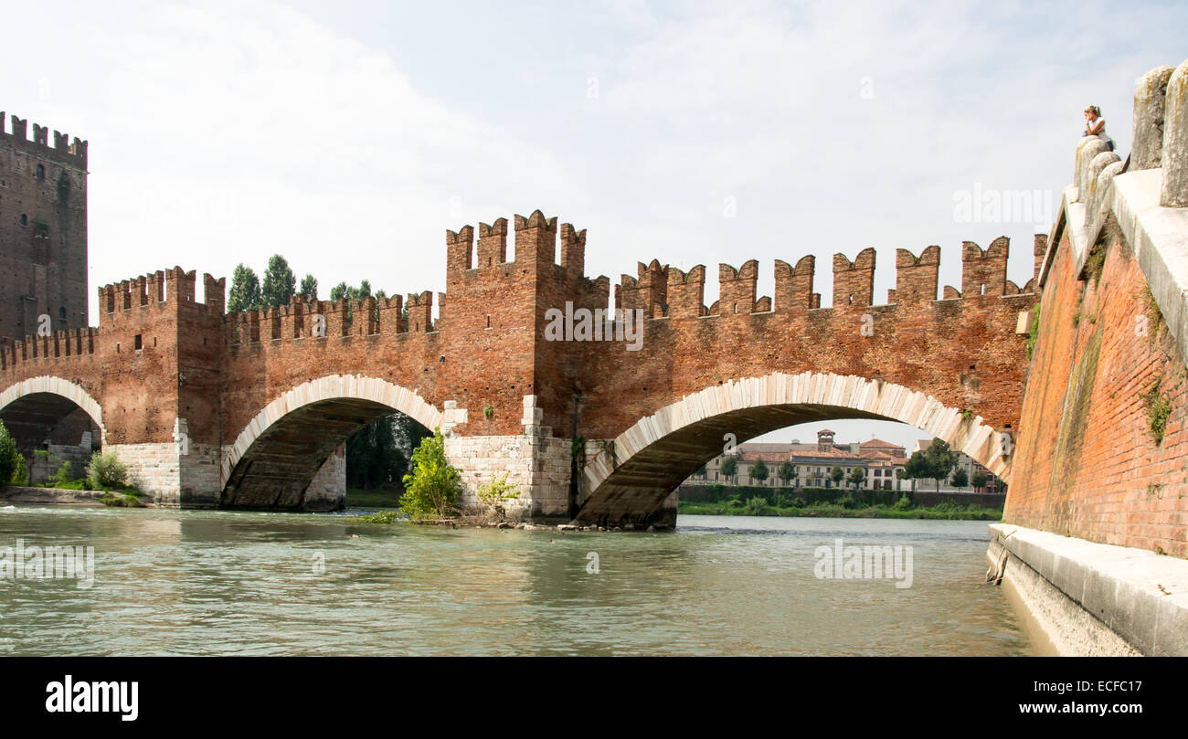 Old red brick bridge hi-res stock photography and images - Alamy