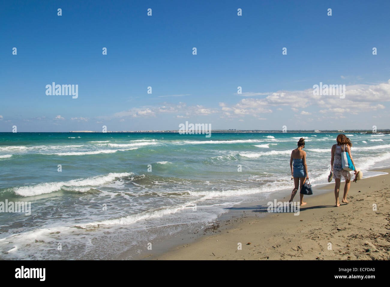 walking on the beach Stock Photo - Alamy