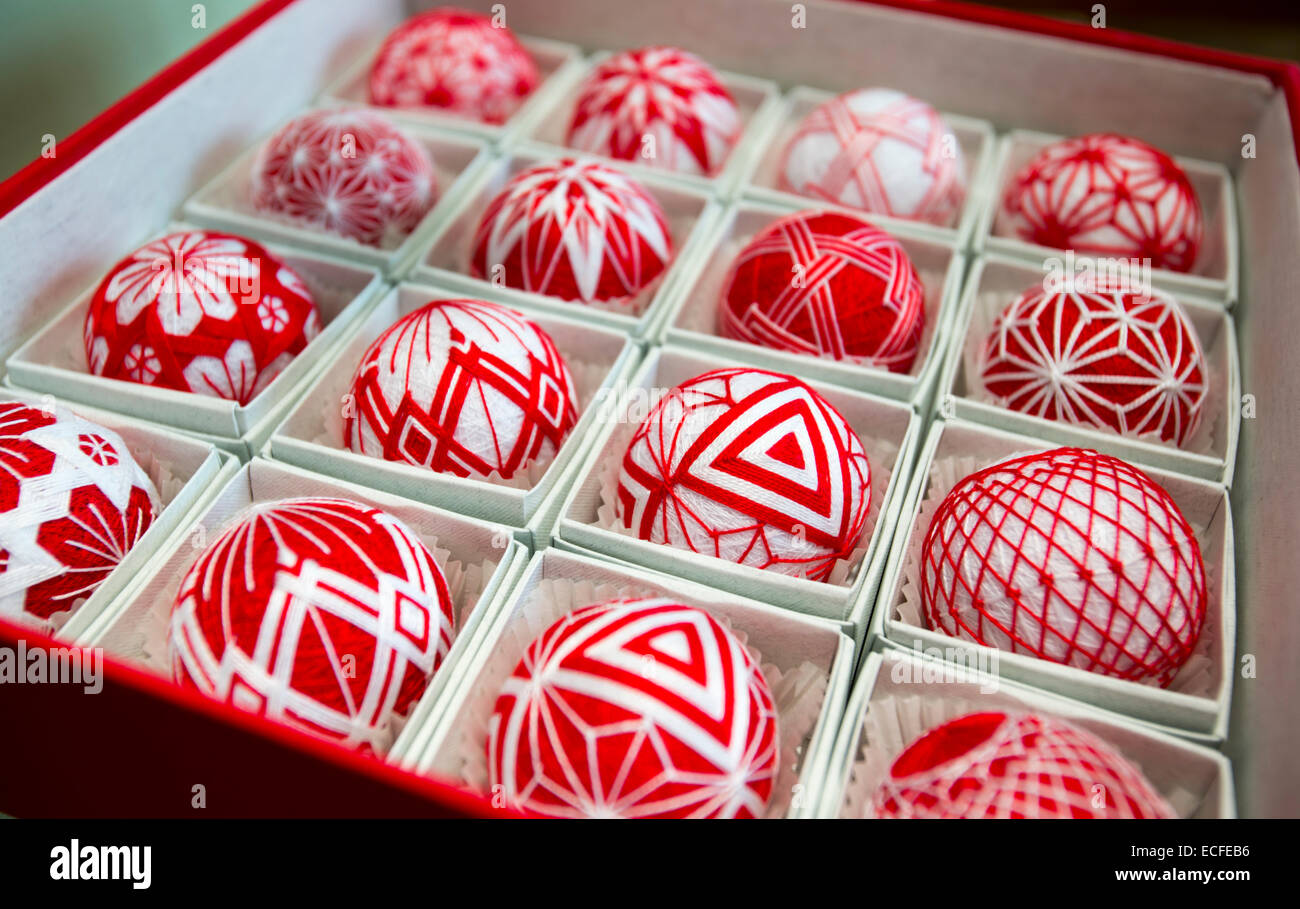 Temari balls are a folk art form that originated in China and was ...