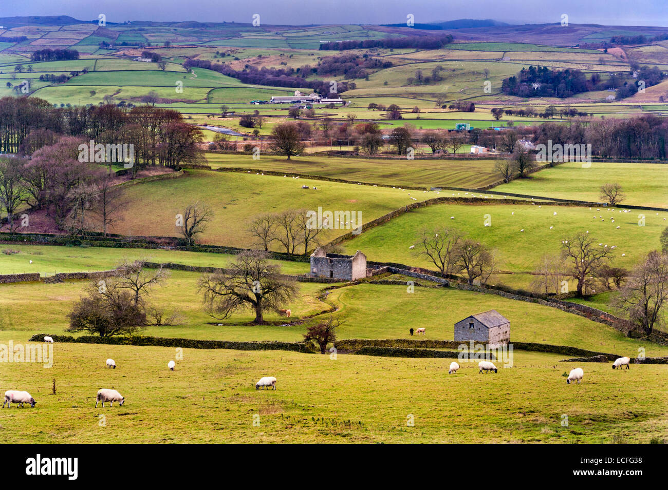Settle yorkshire hi-res stock photography and images - Alamy