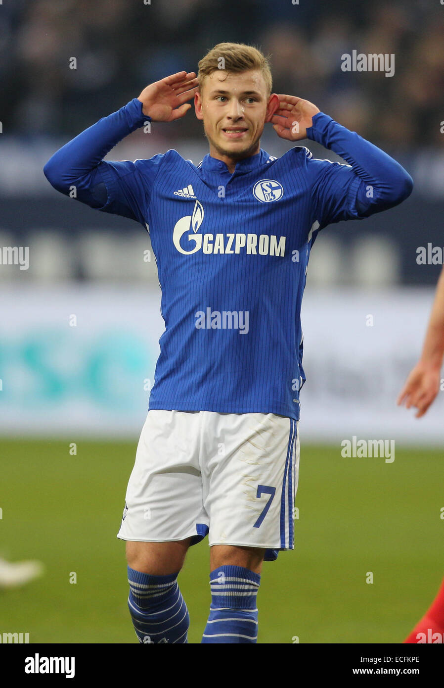 Max meyer fc schalke 04 hi-res stock photography and images - Alamy