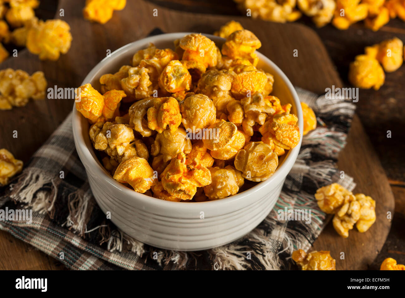 Chicago Style Caramel and Cheese Popcorn Mixture Stock Photo - Alamy