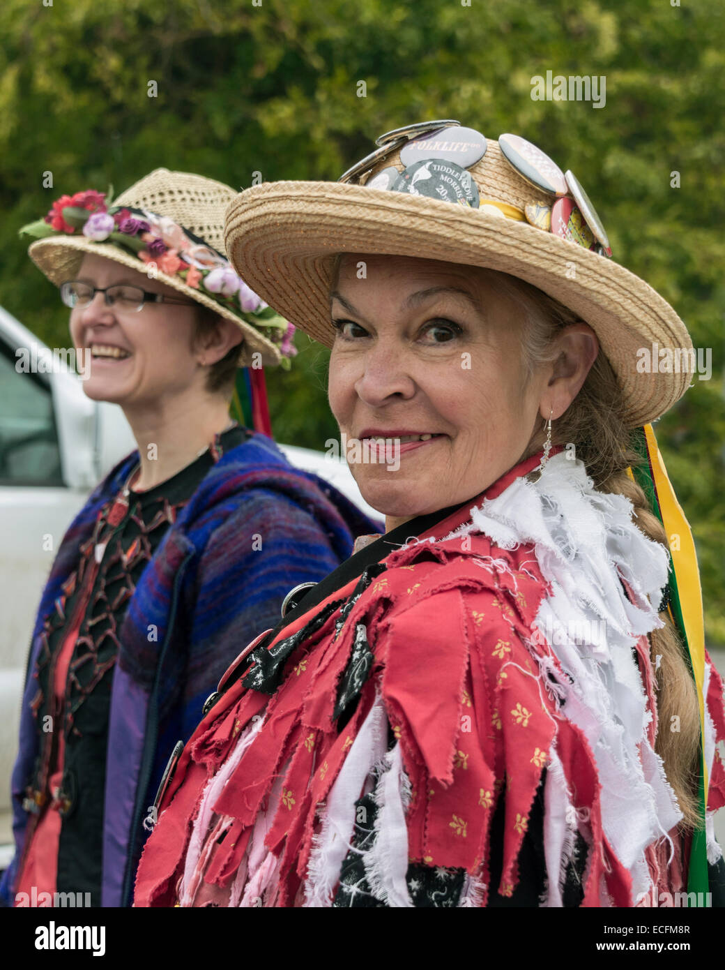 Smiling morris dancers hi-res stock photography and images - Alamy