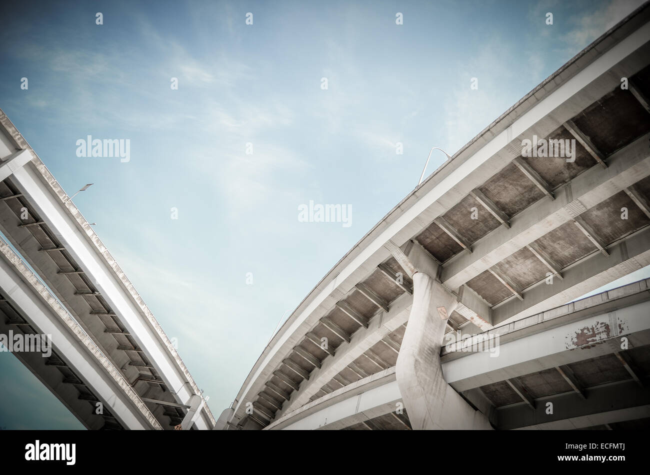 Highway city road hi-res stock photography and images - Alamy