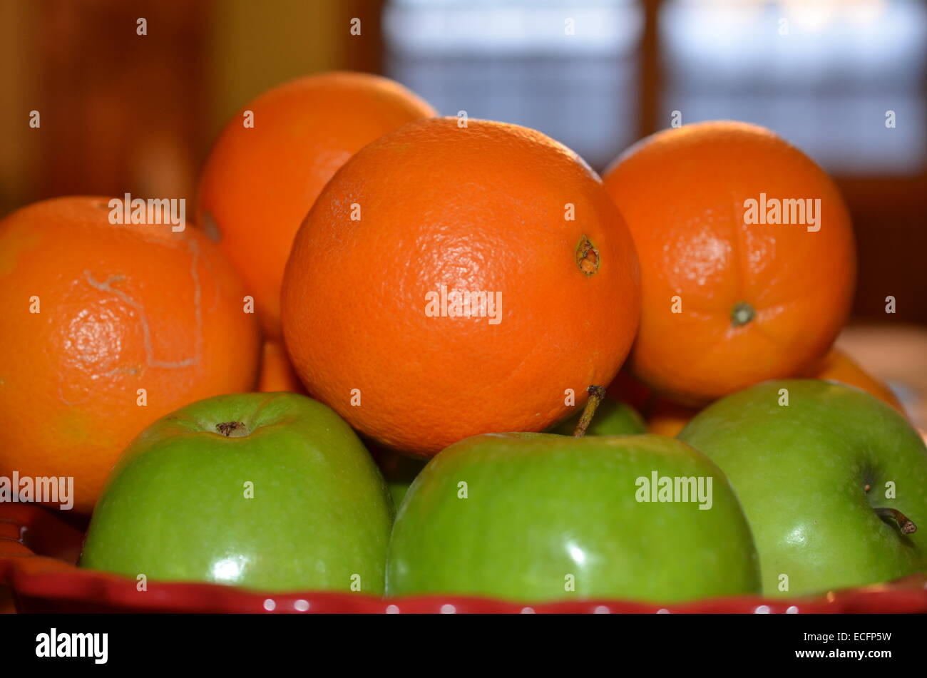 apples and oranges Stock Photo - Alamy