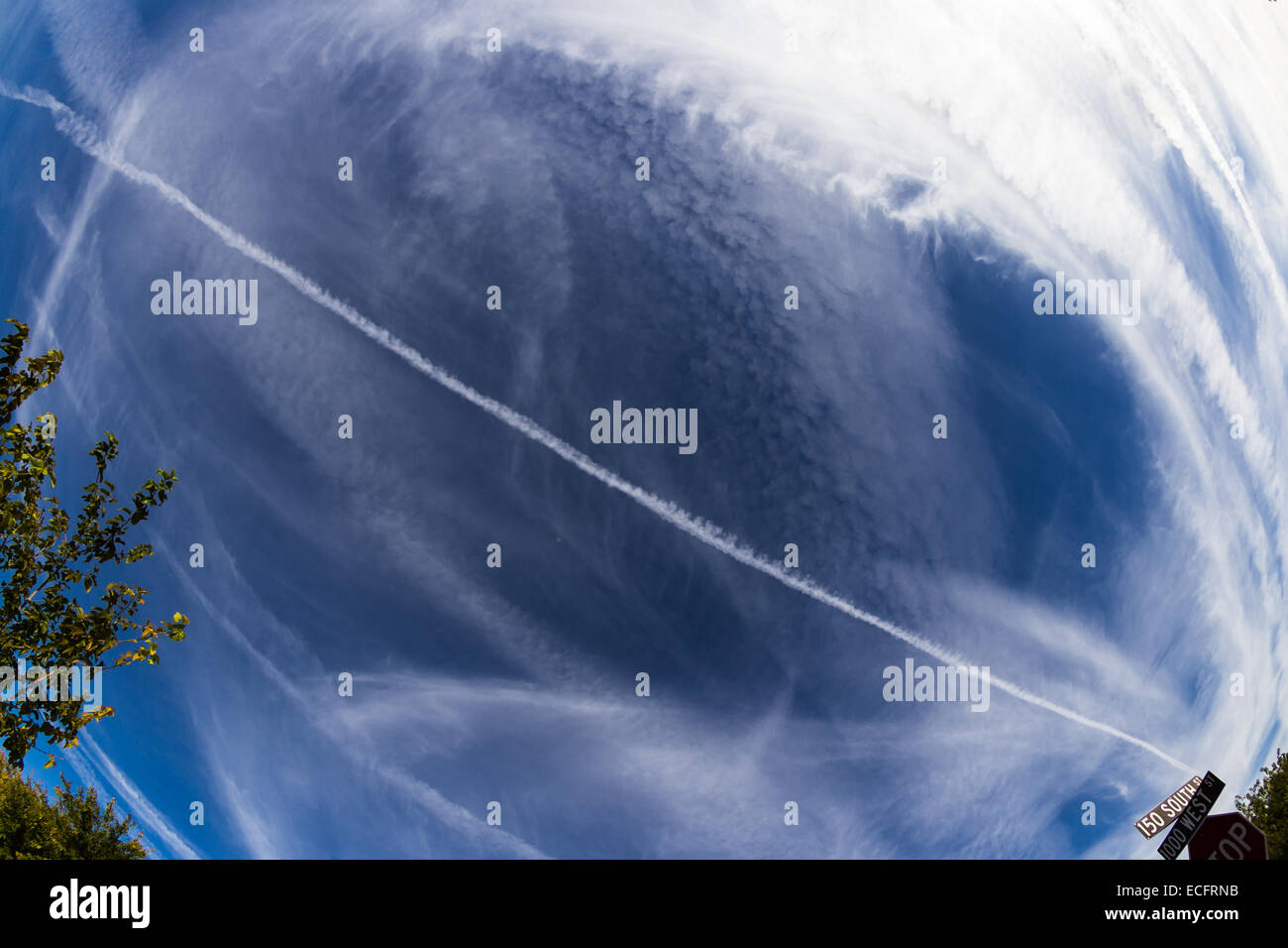 Aerosol geoengineering hi-res stock photography and images - Alamy