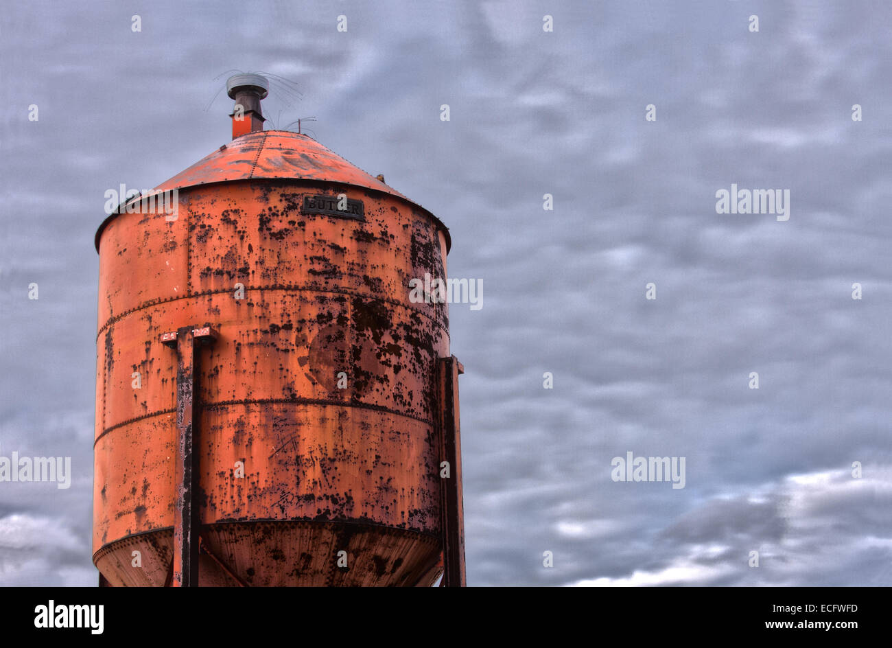 Railroad water tank hi-res stock photography and images - Alamy