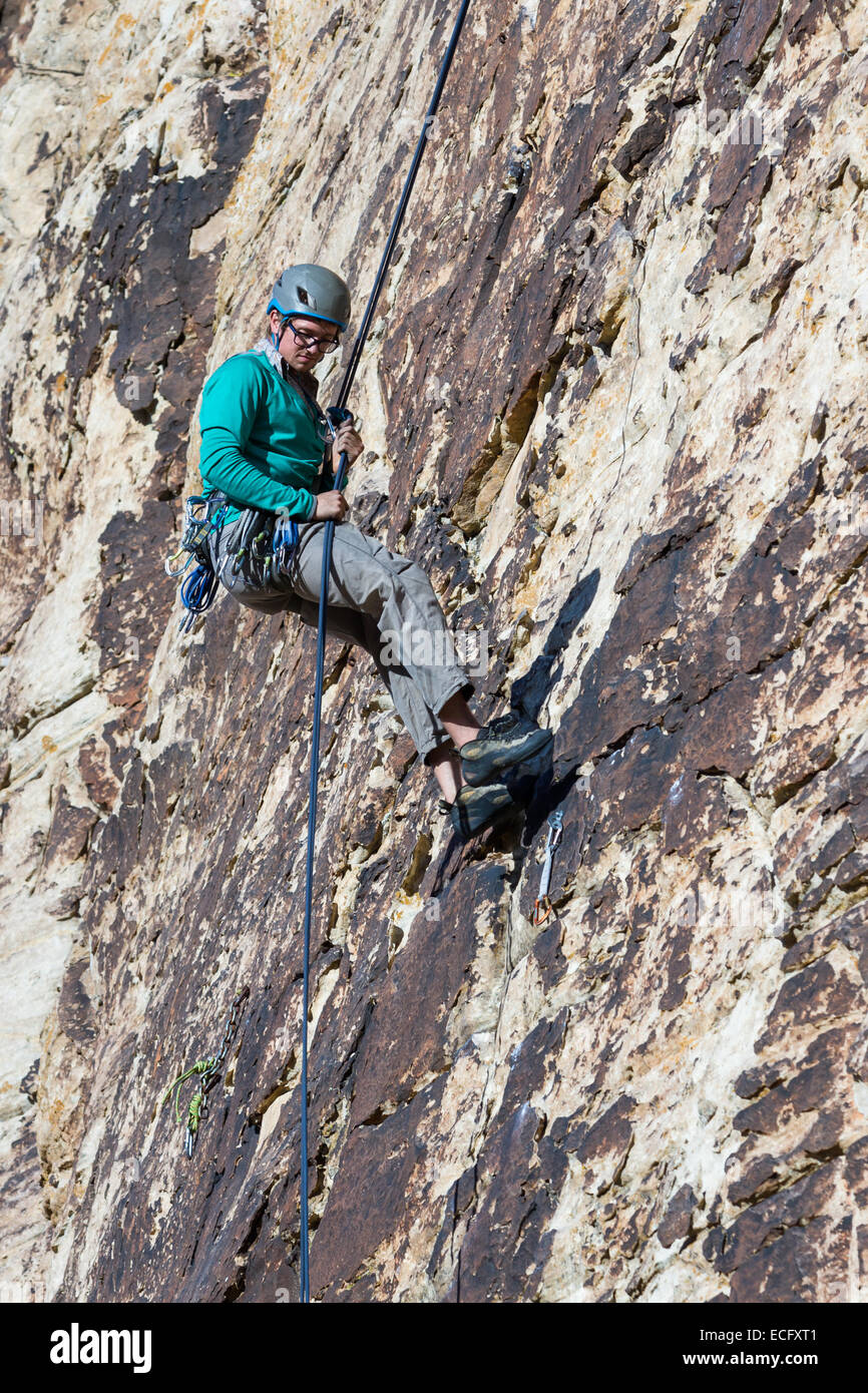 Rock repelling hi-res stock photography and images - Alamy