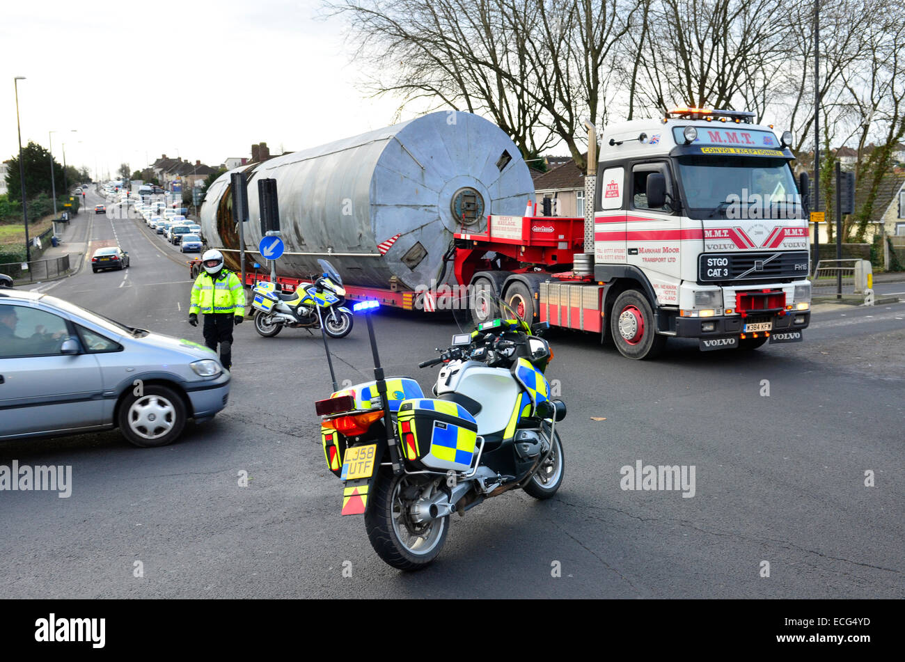 Junction of wells road and airport road hi-res stock photography and ...