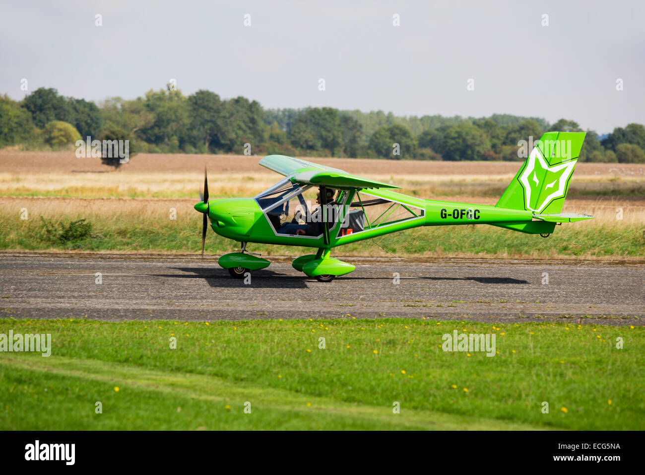 Aeroprakt A22-L Foxbat G-OFGC taxiing to runway at Sturgate Airfield ...