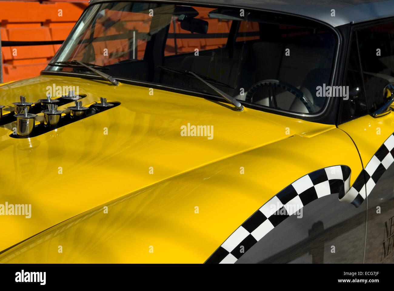 Iconic american checker taxi cab hi-res stock photography and images ...