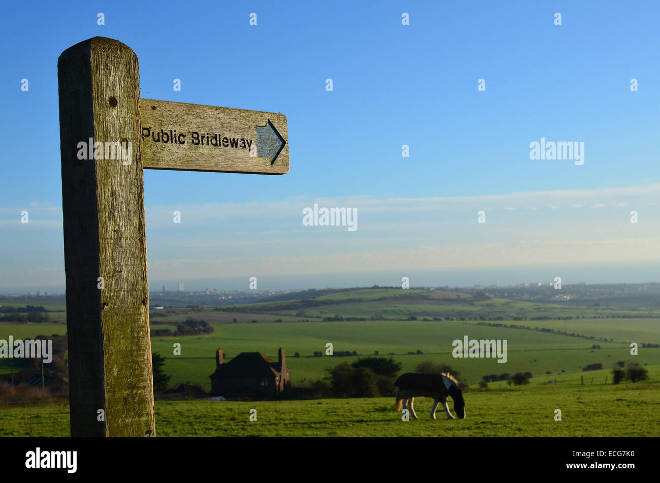 Blue arrow bridleway hi-res stock photography and images - Alamy