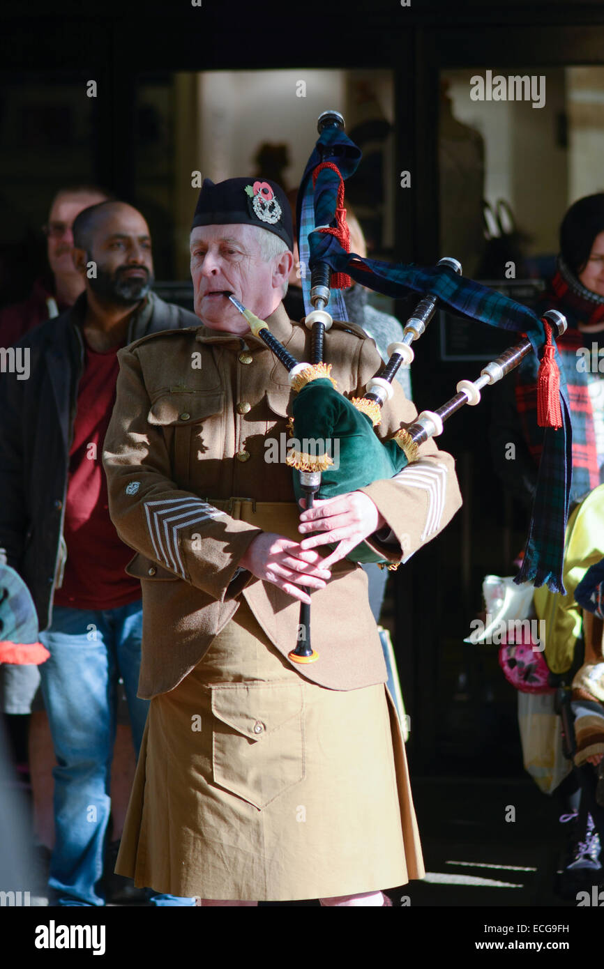 Remembrance Day Parade - Scottish Marching Band piper, Bedford, England ...
