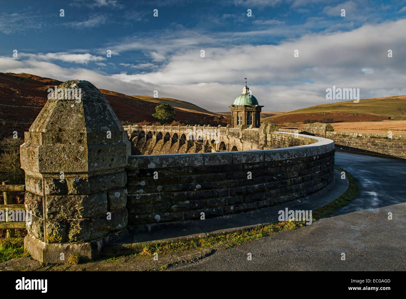 Craig coch dam hi-res stock photography and images - Alamy