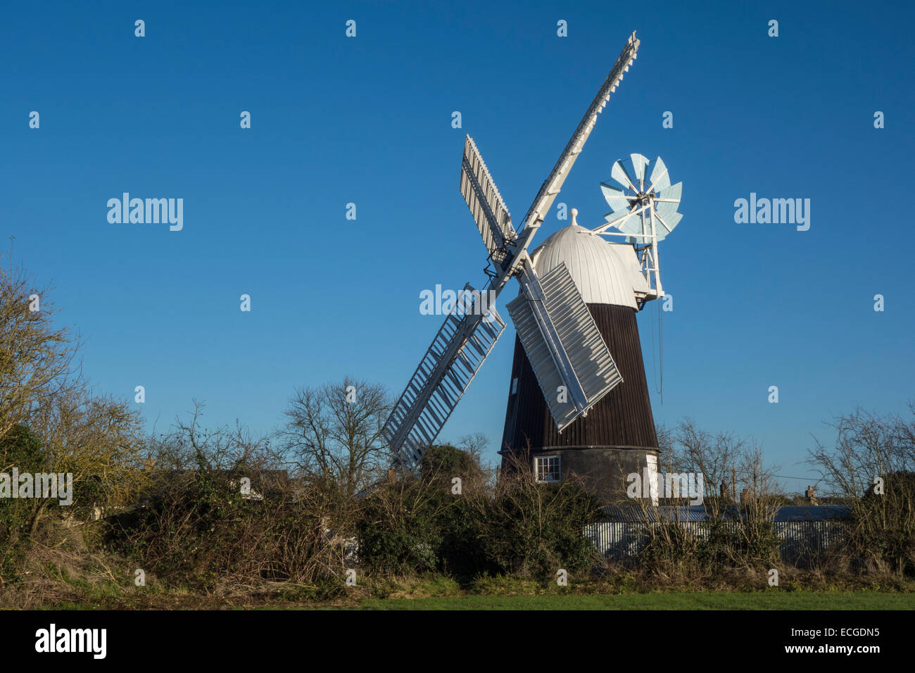 Wicken Corn Mill in Wicken village, Cambridgeshire, England against a ...