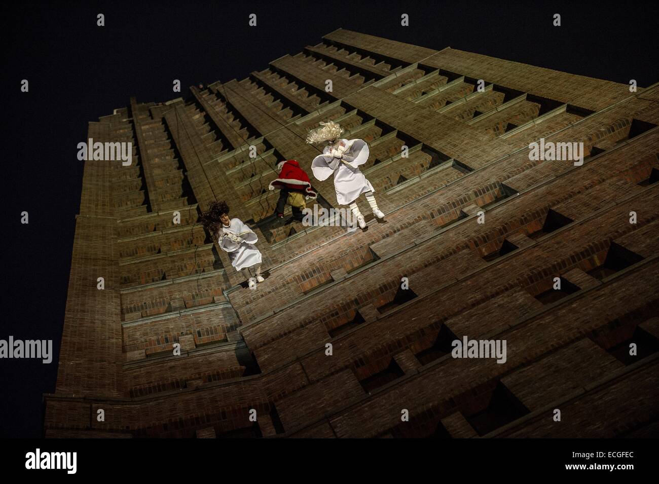 Berlin, Germany. 14th Dec, 2014. Two woman dressed as angels and Santa ...