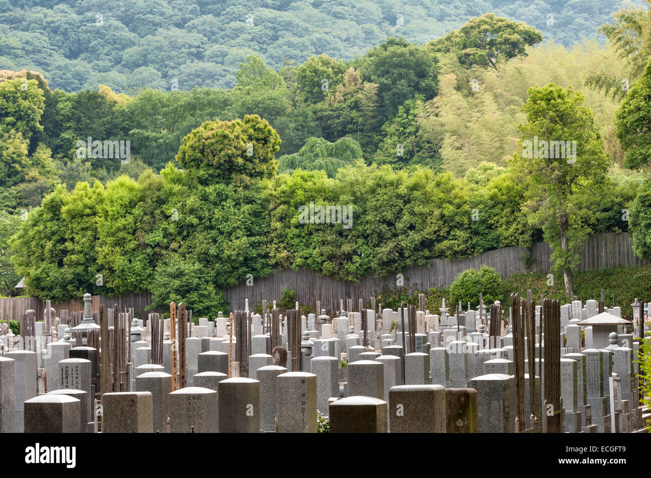Japanese cemetery kyoto japan hi-res stock photography and images - Alamy