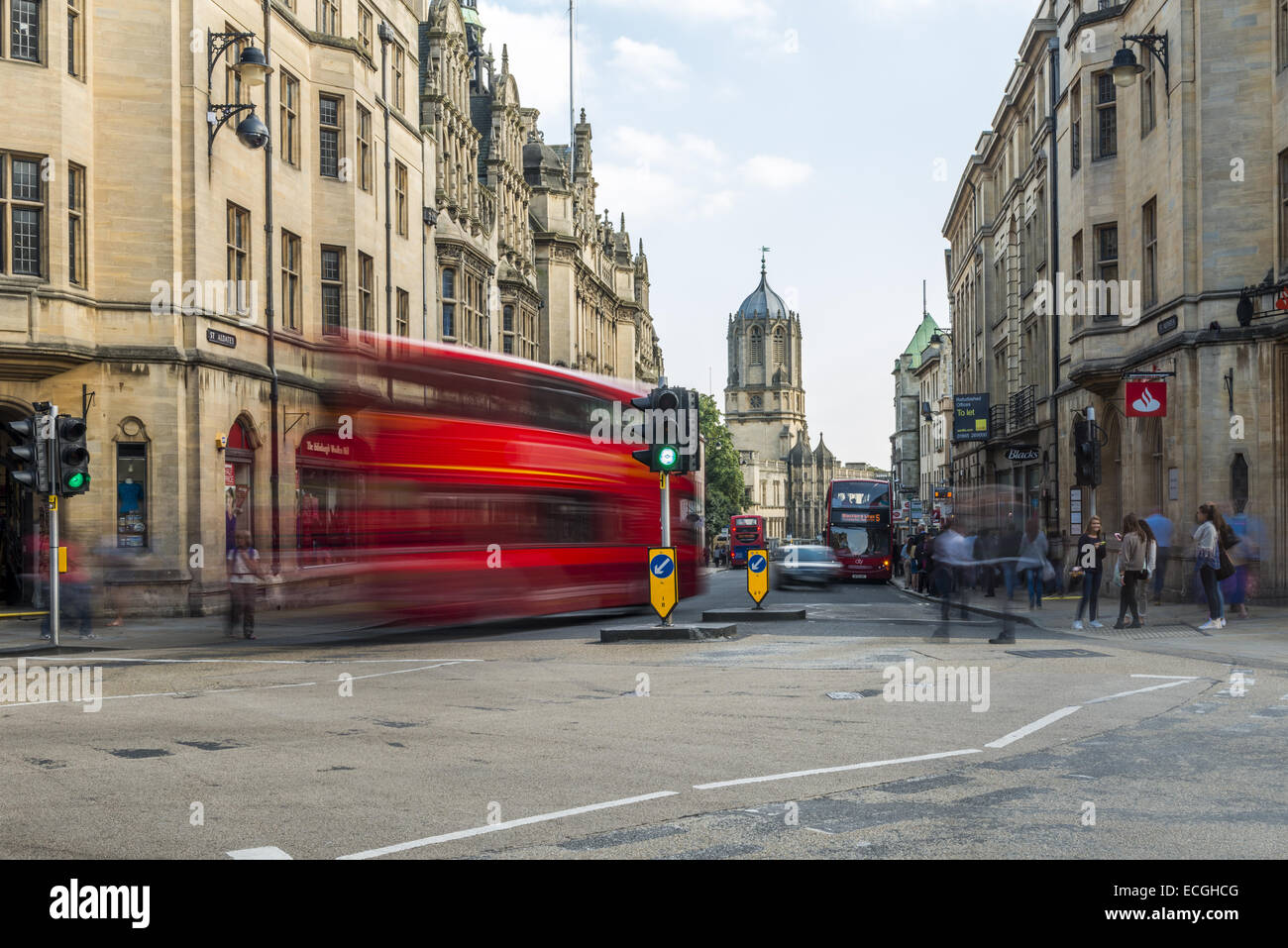 Busy road junction hi-res stock photography and images - Alamy
