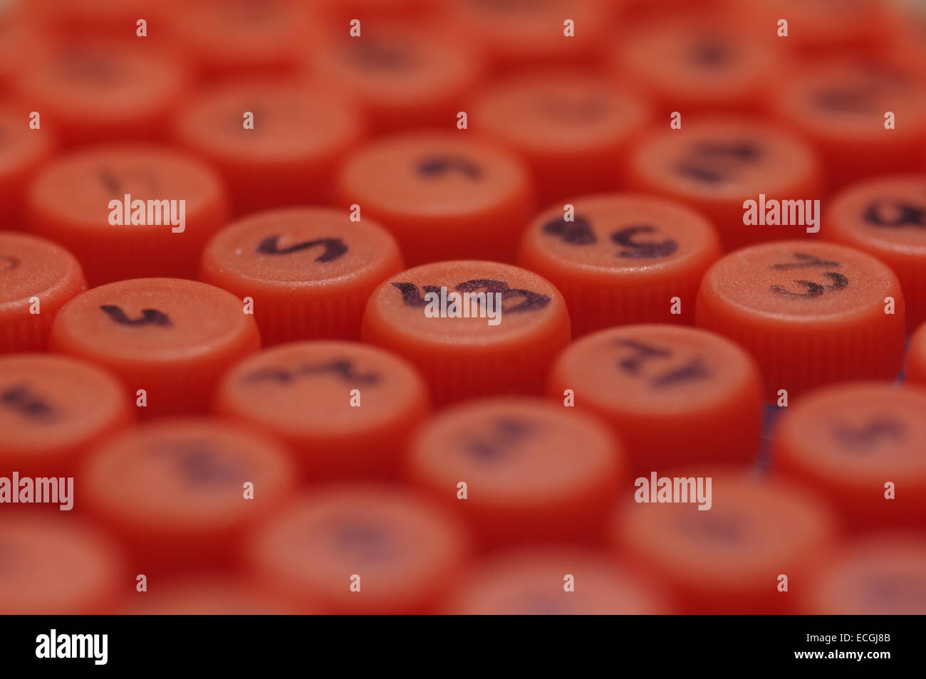 Plastic vials hi-res stock photography and images - Alamy