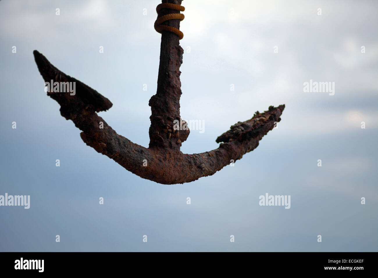 Old anchor in rusty hi-res stock photography and images - Alamy