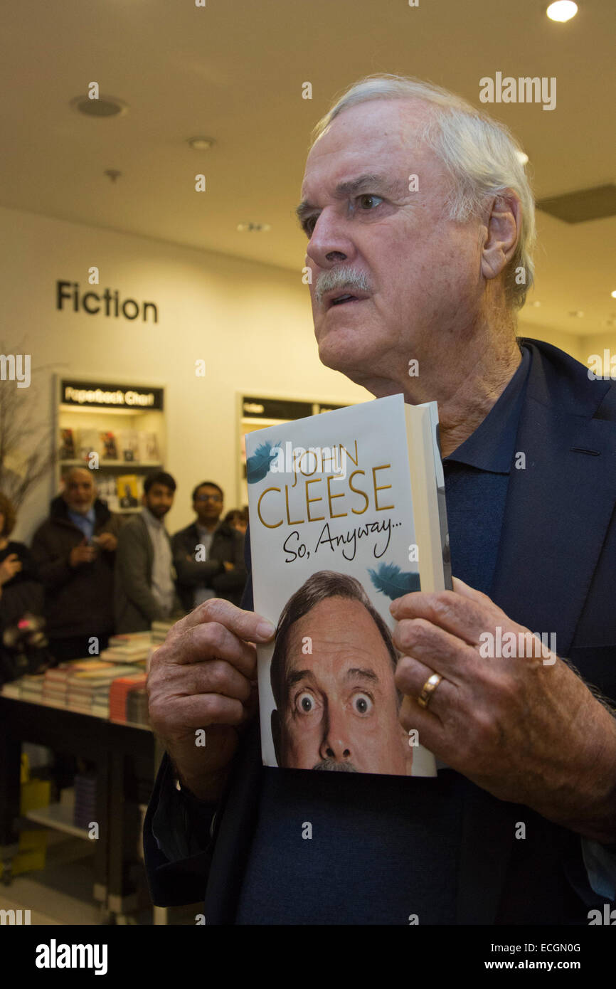 Monty python john cleese hi-res stock photography and images - Alamy
