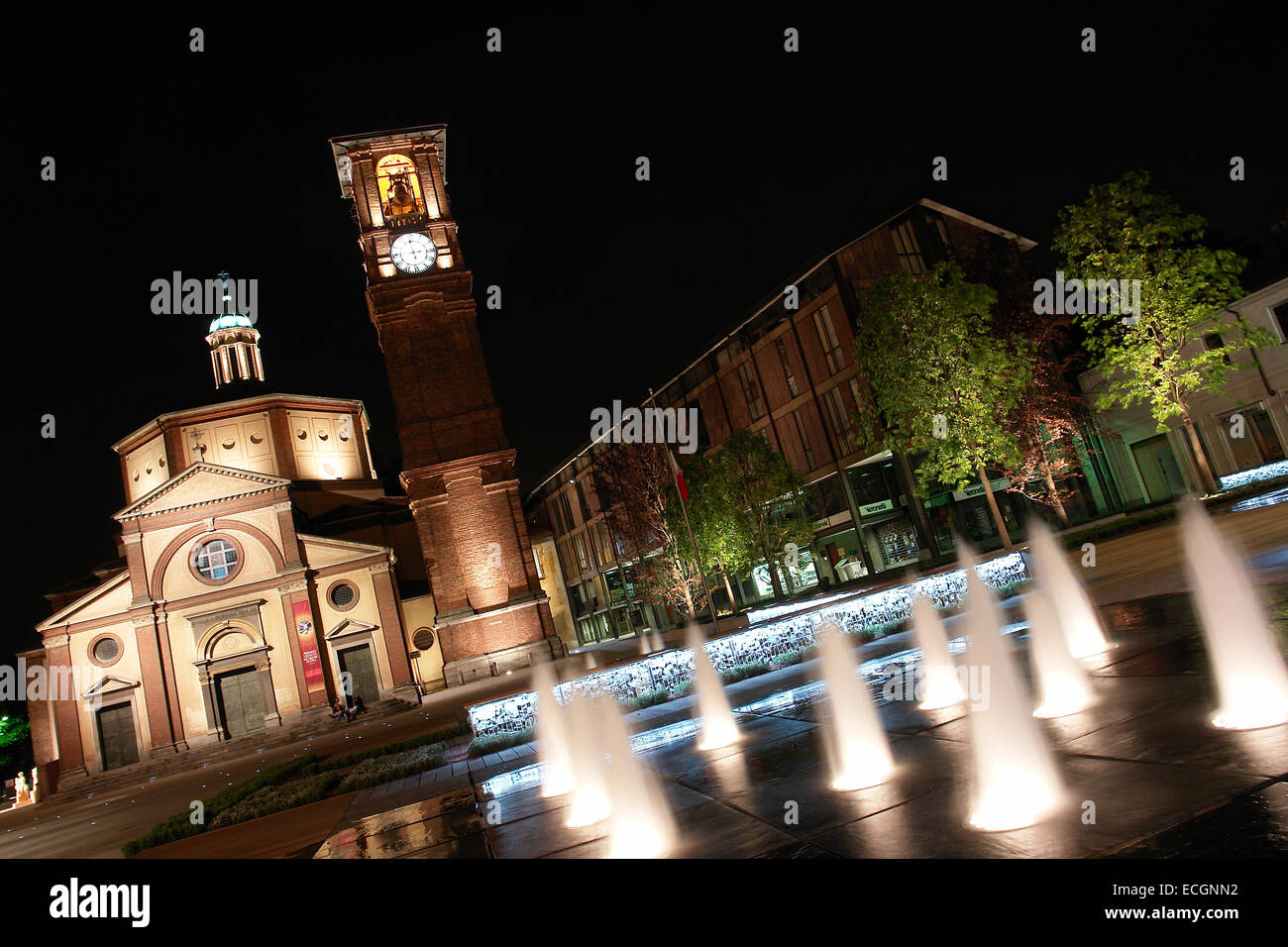 Alberto da giussano statue hi-res stock photography and images - Alamy